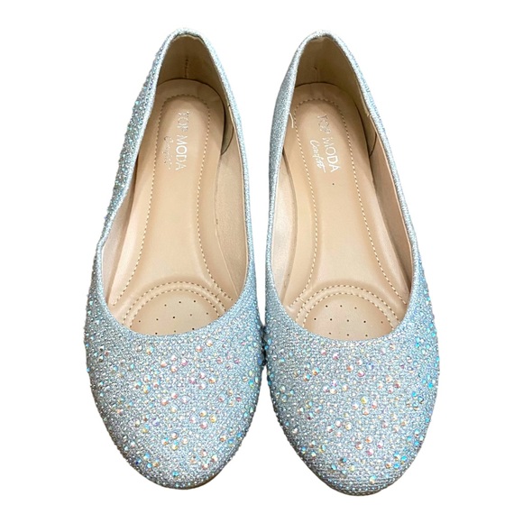 TOP Moda | Shoes | 424 Top Moda Silver Flats With Rhinestones Size 85 ...